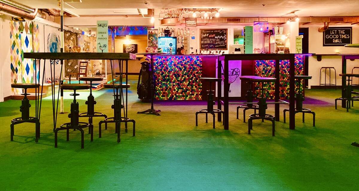 Rollers Mini-Golf Bar | Geneva Tourism