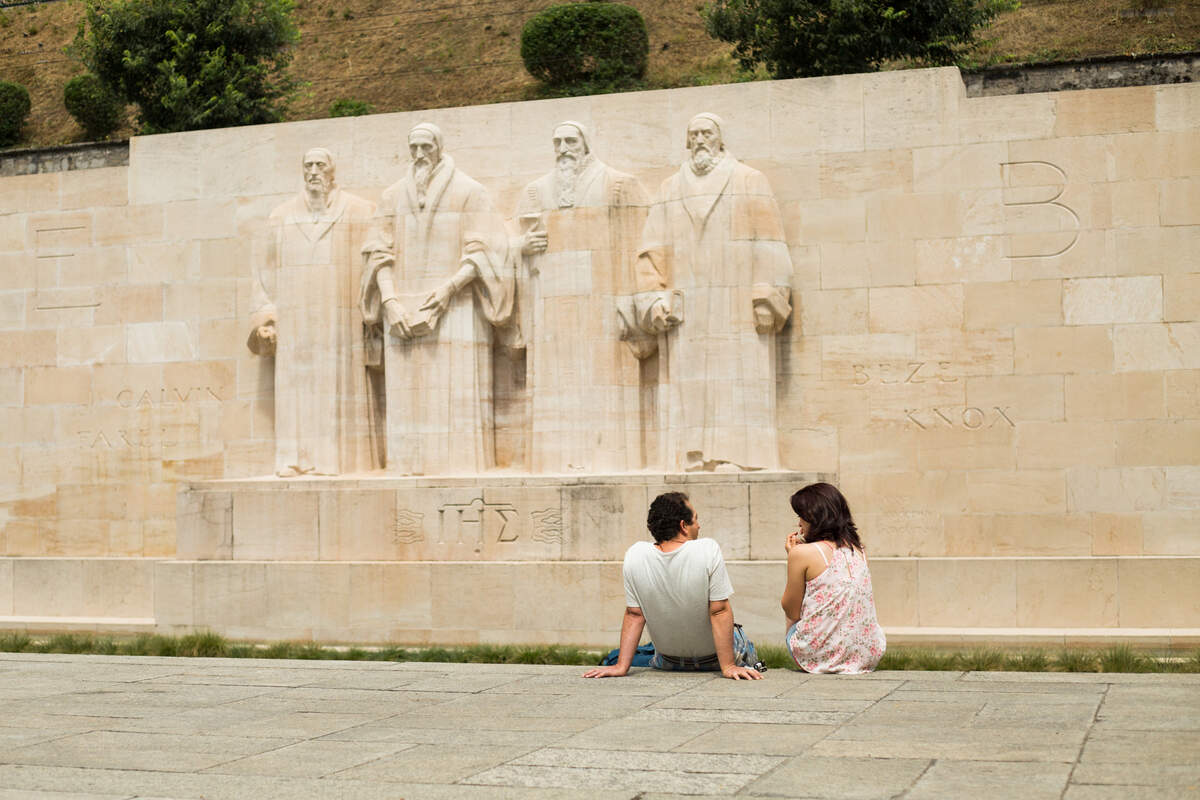 Official City tour since 50 years by bus | Geneva Tourism