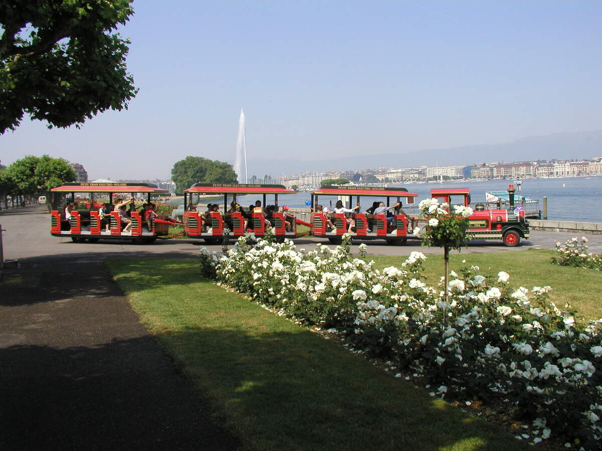 "Left shore" mini-train tour | Geneva Tourism