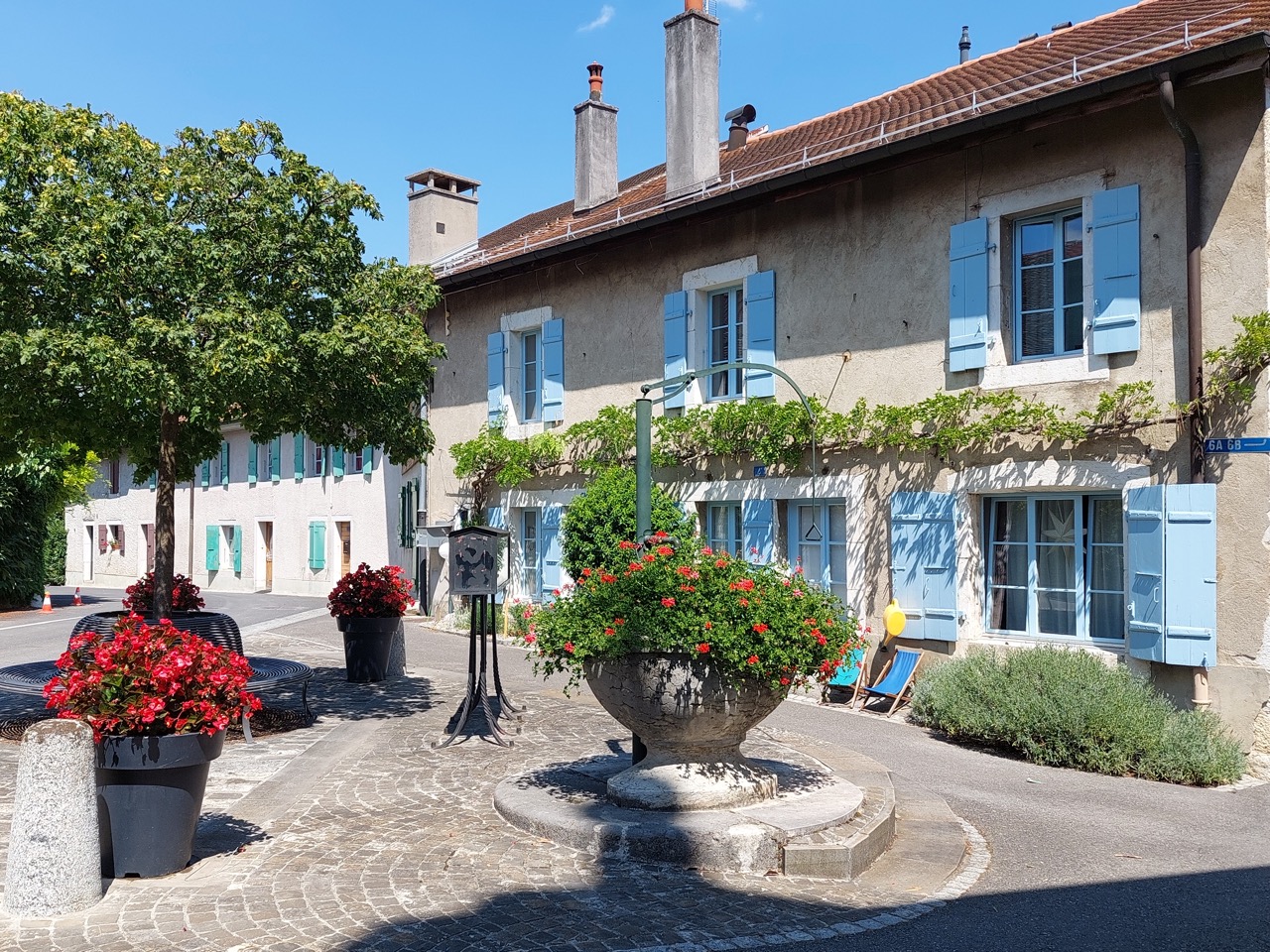 Dardagny, eingestuft unter den Schönsten Dörfern der Schweiz | Geneva ...